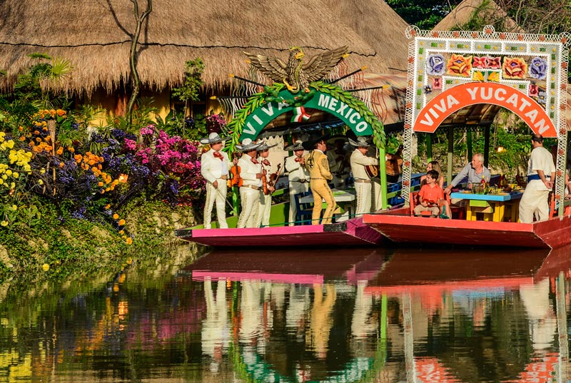 Xoximilco Park,mexican live music & dinner | CancunRivieraMaya.com